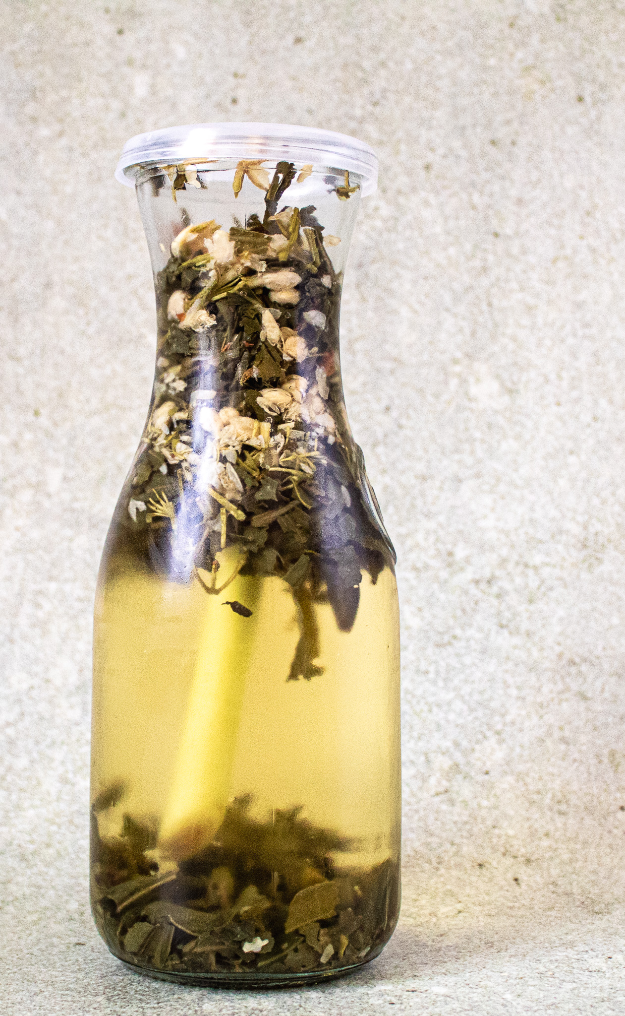 Botanical Cold Brew Green Tea with Jasmine and Lemongrass - The Sifted ...